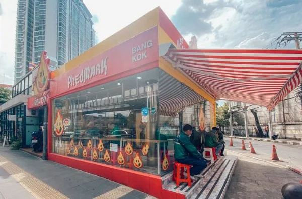 Full Day in Bangkok 5 – Phed Mark and an Adventure – James the Intrepid ...